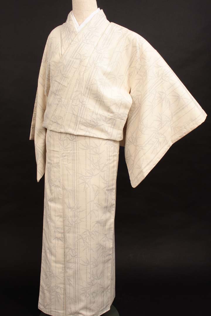 【中古】【IDN】M-7210=秋の特選祭 白大島紬 正絹 竹絣文様☆身丈158の落札情報詳細 - Yahoo!オークション落札価格検索 オークフリー